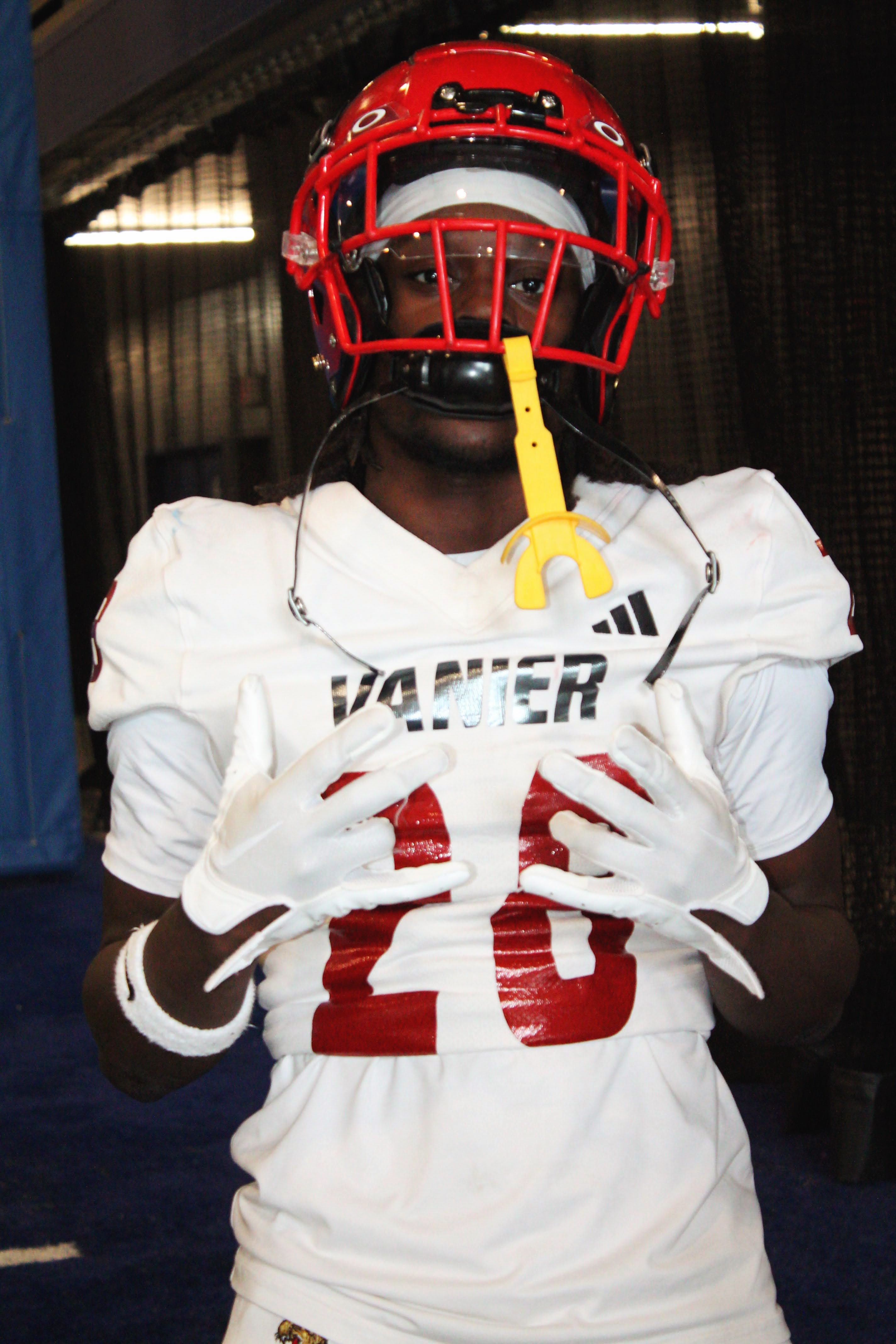 Heaven Lokombe, - Prep Redzone